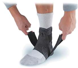 Doctors Choice Game Ready Ankle Brace Figure 8 Black XS 10-in-11-in DC40